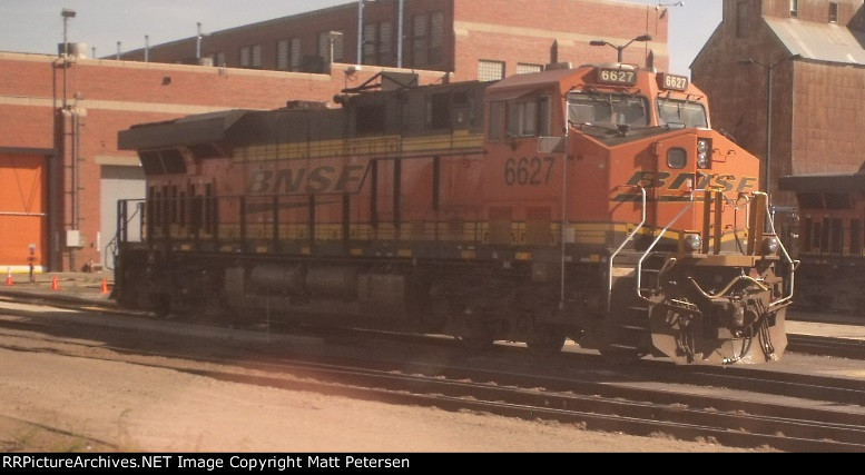 BNSF 6627